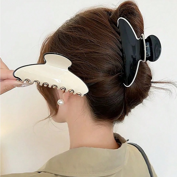 No brand | Accessories | Acrylic Halfcircular Hair Claw Clip Beige And ...